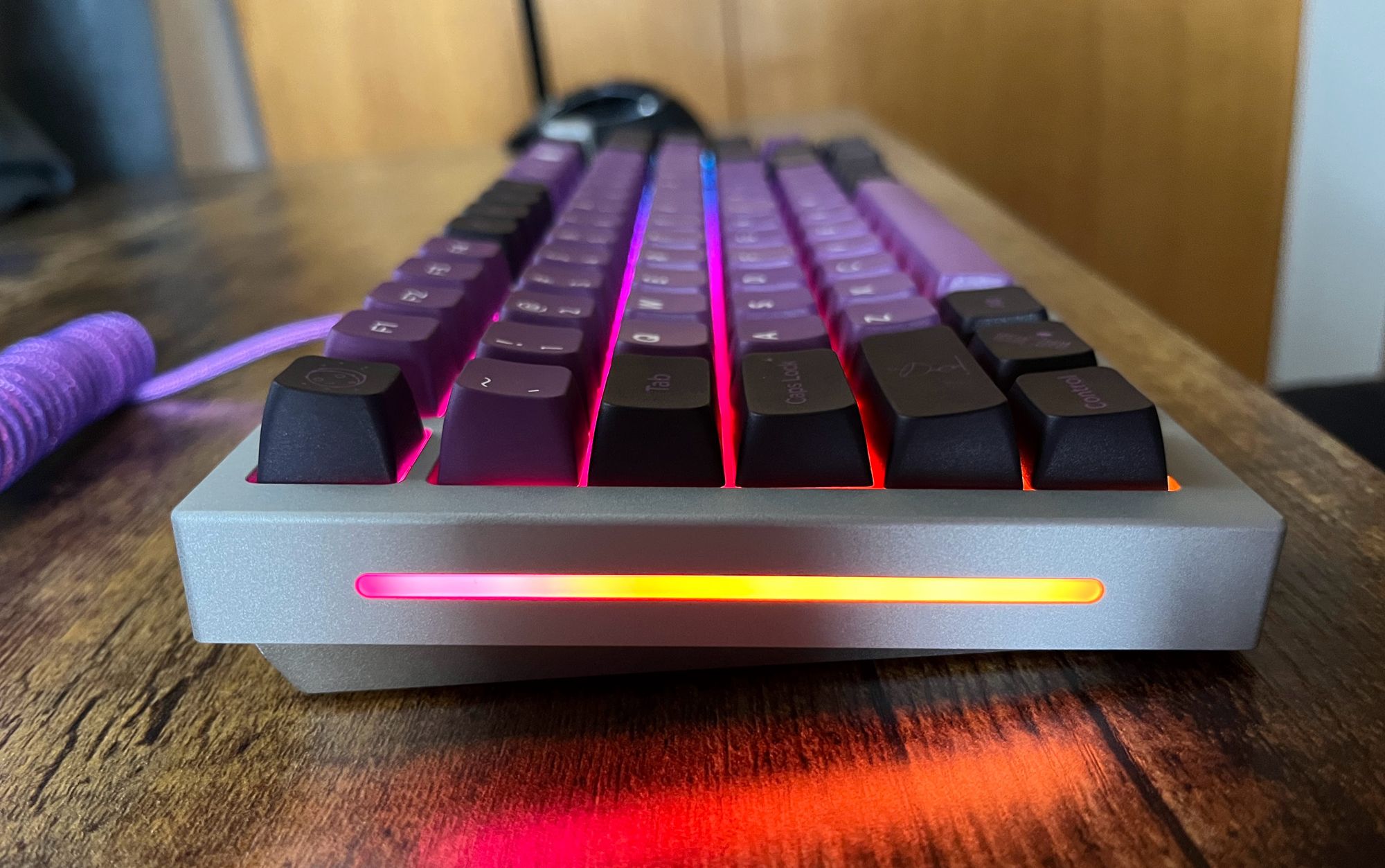 Why is everyone building custom keyboards? | MIDNIGHT SLATE